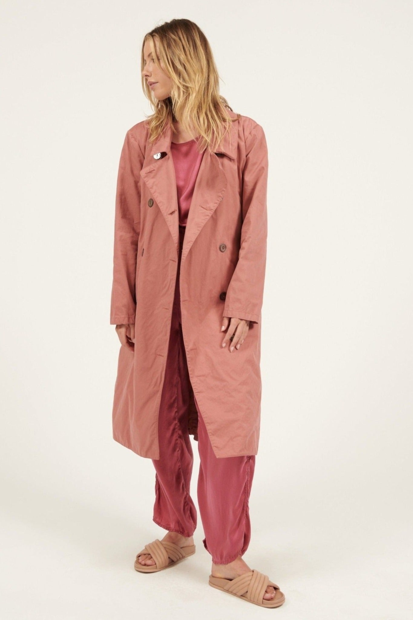 ENTRENCHED TRENCH - OUTBACK